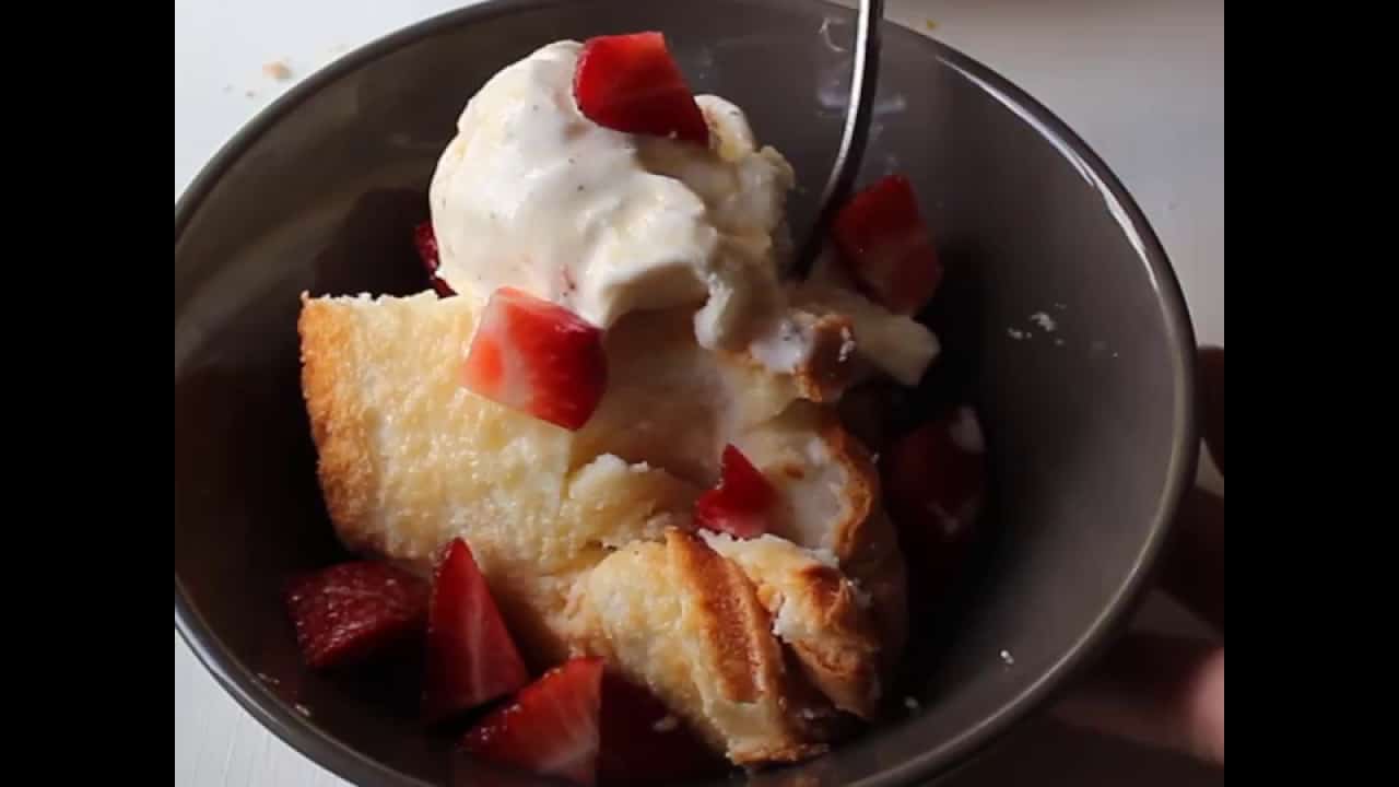 Strawberry Angel Food Cake with Vanilla Bean Ice Cream and Reddi-Whip ...