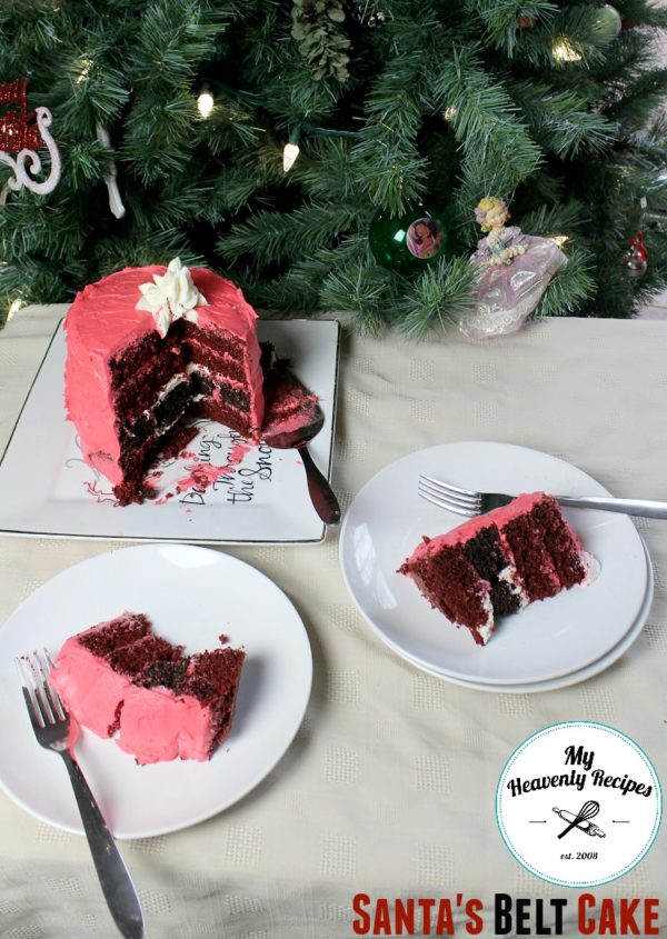 Easy Christmas Cake: Santa's Belt + Video - My Heavenly Recipes
