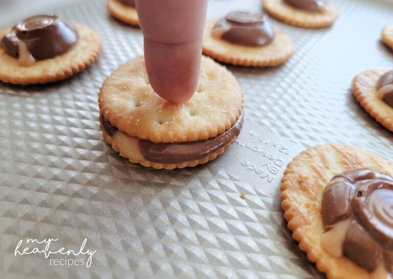 Chocolate Caramel Rolo Ritz Cookies - My Heavenly Recipes