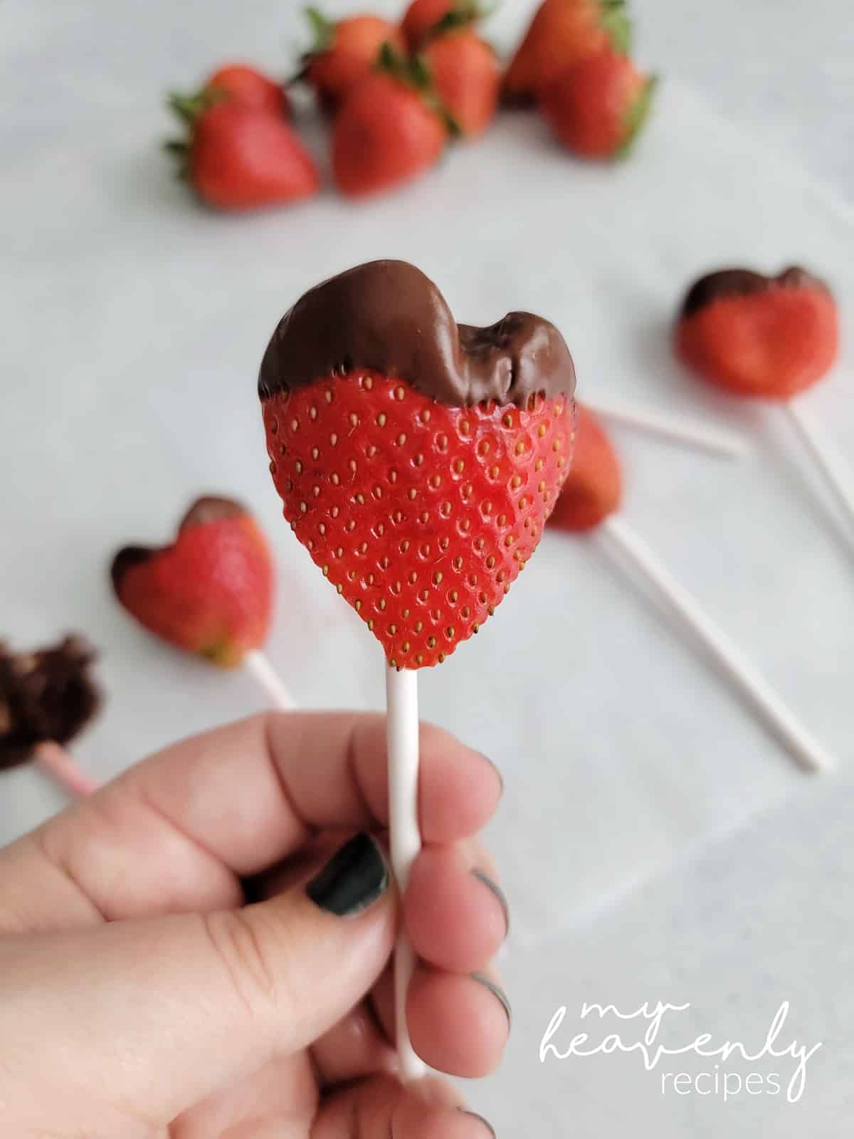 Strawberry Heart Pops - My Heavenly Recipes