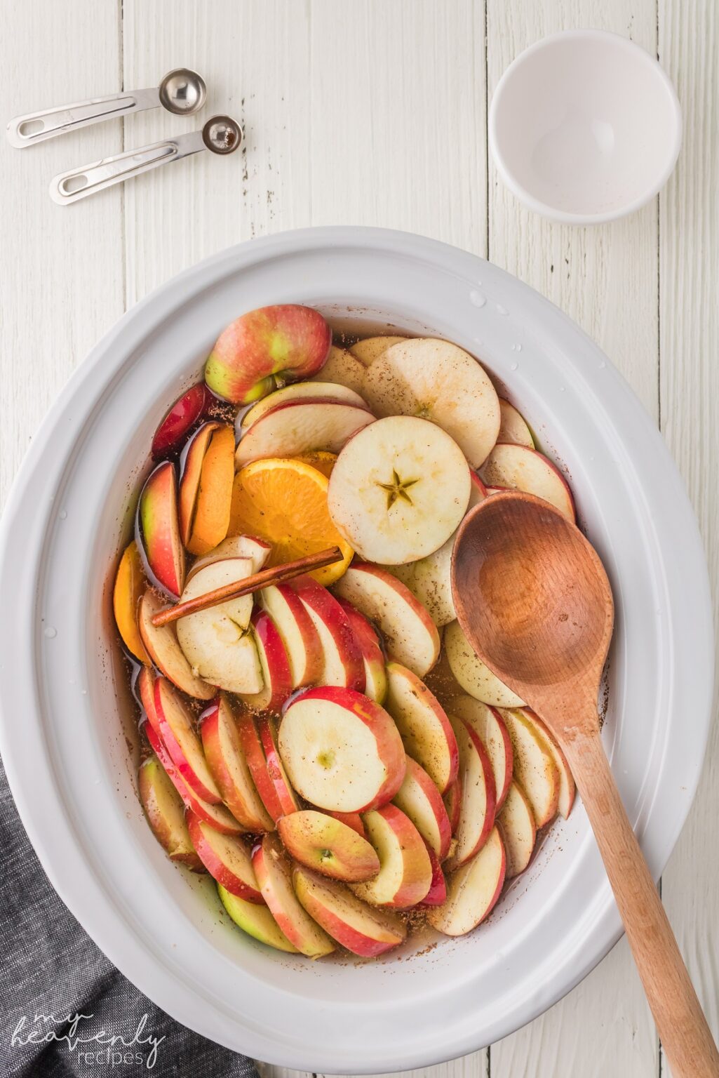 How to Make Apple Cider in a Crockpot - My Heavenly Recipes