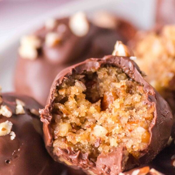 Pecan Pie Truffles Recipe - My Heavenly Recipes