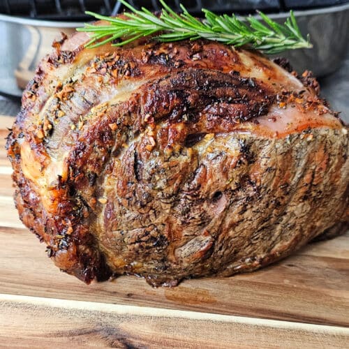 Garlic Rosemary Crusted Prime Rib Recipe - My Heavenly Recipes